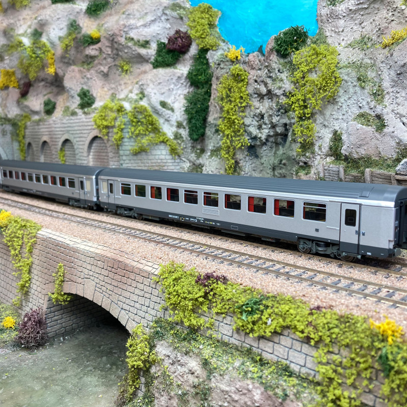 2 voitures Corail VTU PLC A10rtu, Sncf - LSMODELS 40996