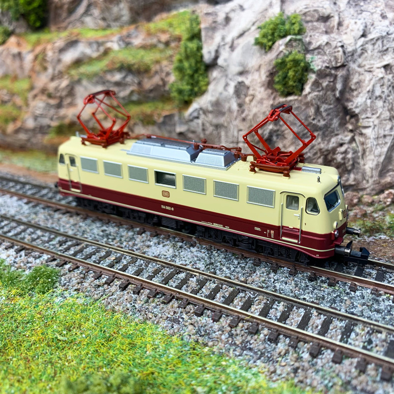 Locomotive électrique BR 114 502-8, DB, digital son - MINITRIX 16265