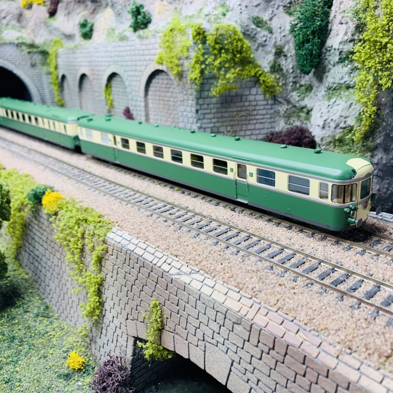 Autorail RGP II X2717 avec remorque XR7710, Sncf, Ep III - JOUEF HJ2418 ...