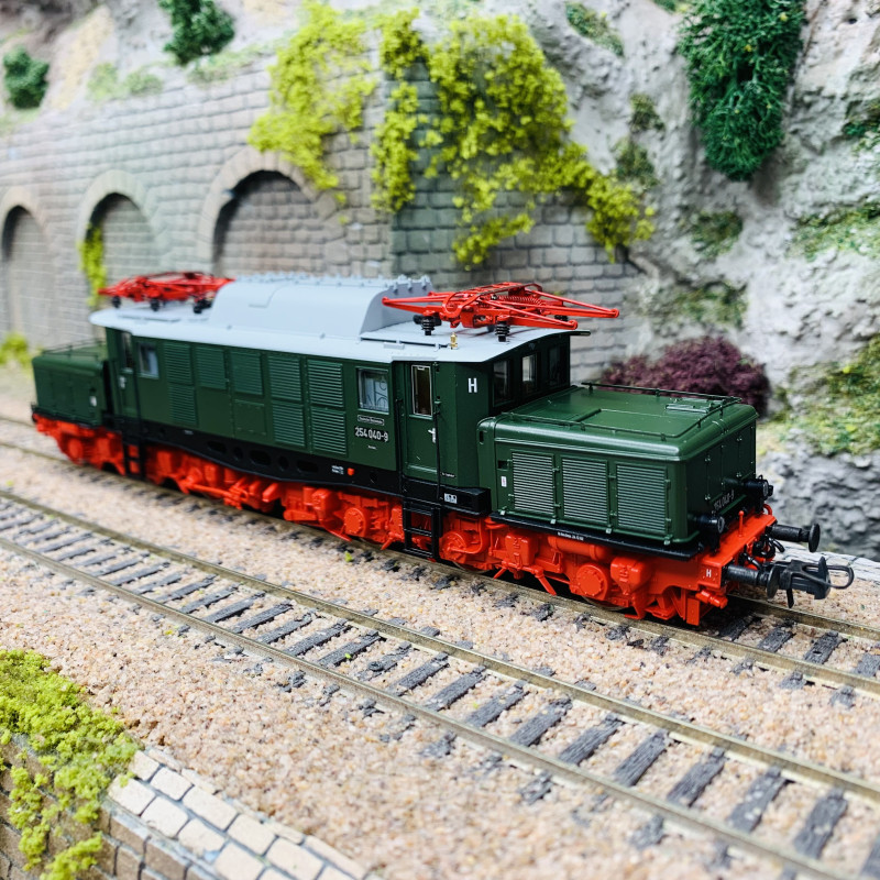 Roco - L'Atelier du train Modélisme ferroviaire N, HO locomotive ...