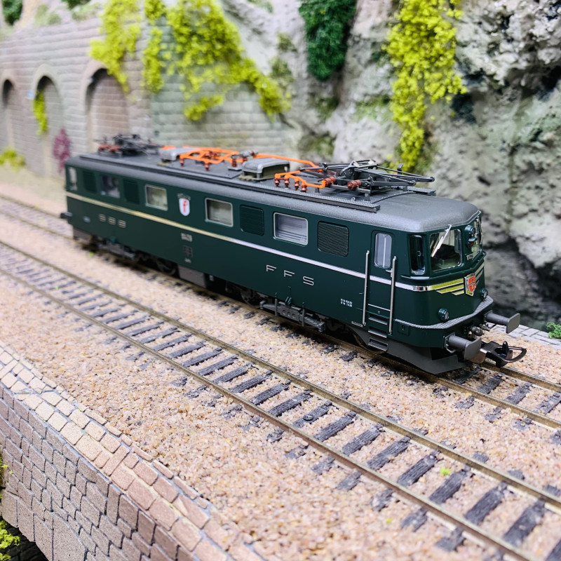 Locomotive électrique Ae 6/6 11409 BASELLAND, CFF, Ep IV, Digital Son ...