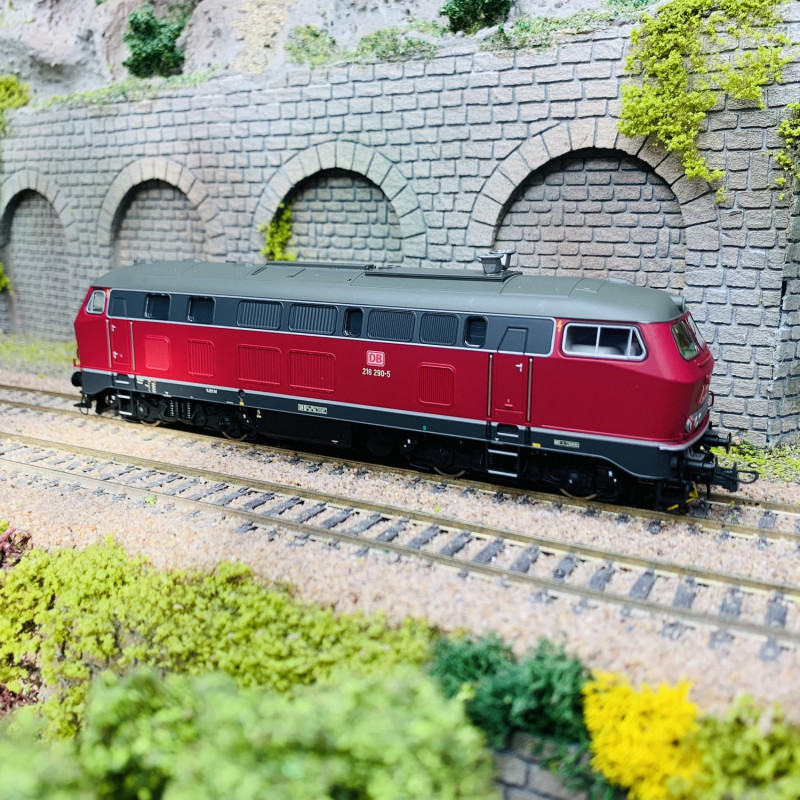 Locomotive diesel 218 290-5, DB, Ep V, 3R Digita son - ROCO 78772 - HO 1/87