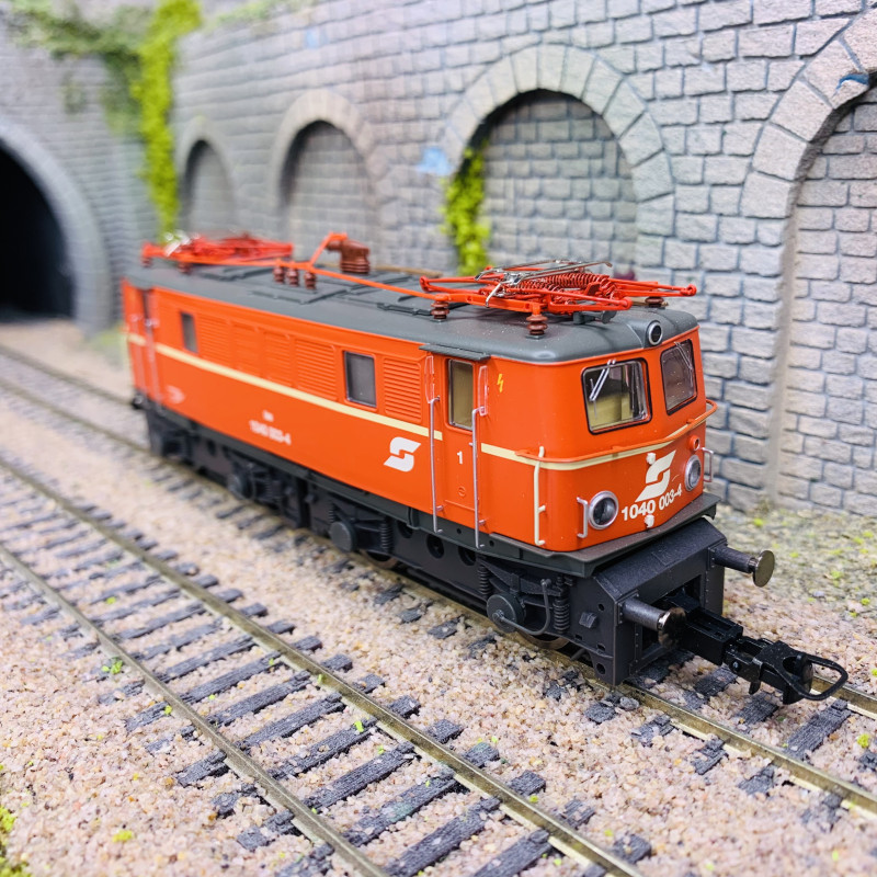 Locomotive électrique 1040 003, ÖBB, Ep V, Digital son - RIVAROSSI ...