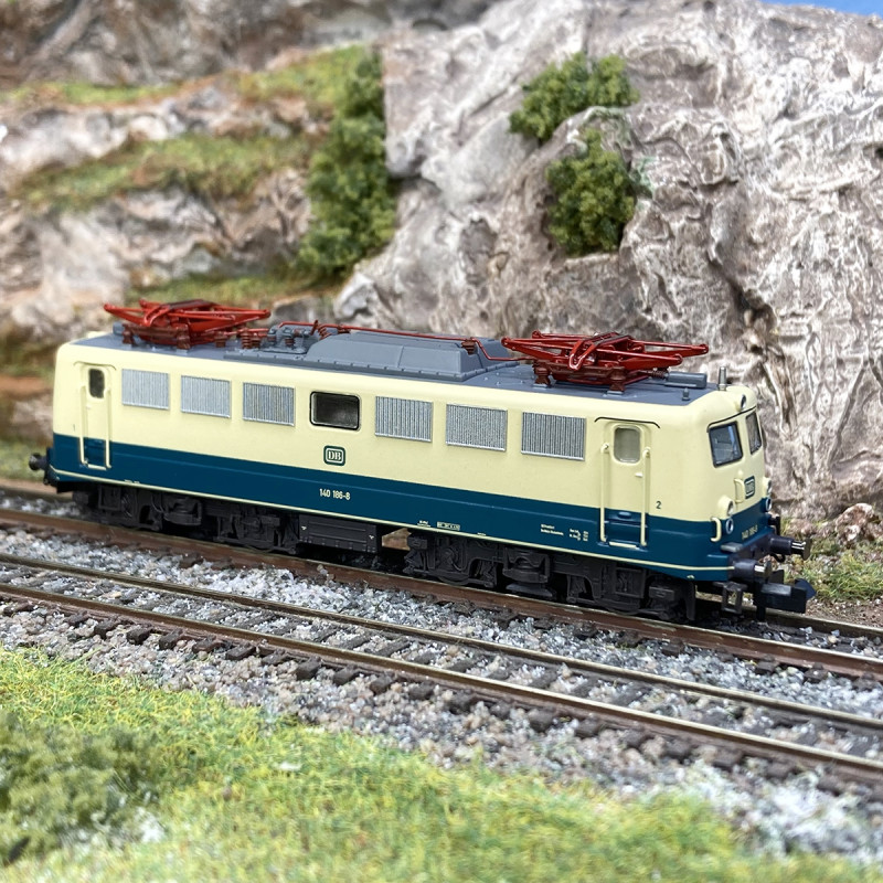 Locomotive électrique pour le modelisme ferroviaire | échelle N 1/160