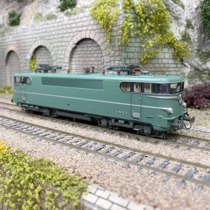 Locomotive électrique BB 16001, Sncf - REE MB165