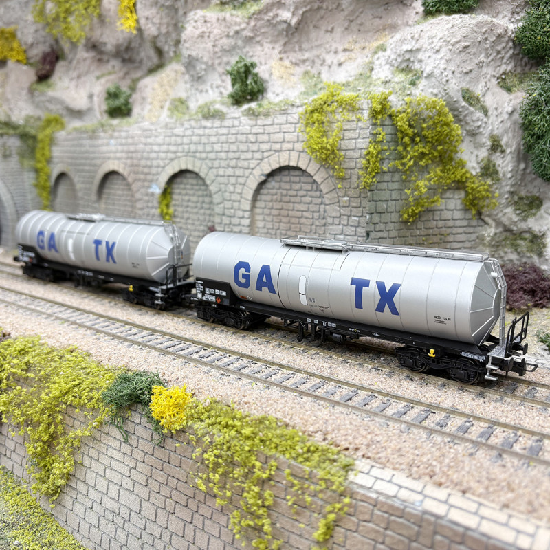 2 wagons citernes type Zacens à bogies, GATX - RIVAROSSI HR6667