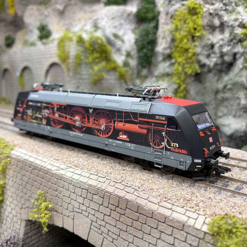Locomotive électrique BR 101 127-9, "100 ans de la BR 01", DB - MARKLIN ...
