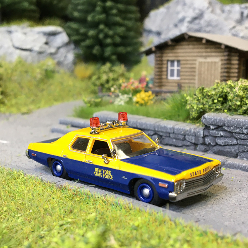 Dodge Monaco, New York state Police, 1974 - Brekina 18155 - HO 1/87