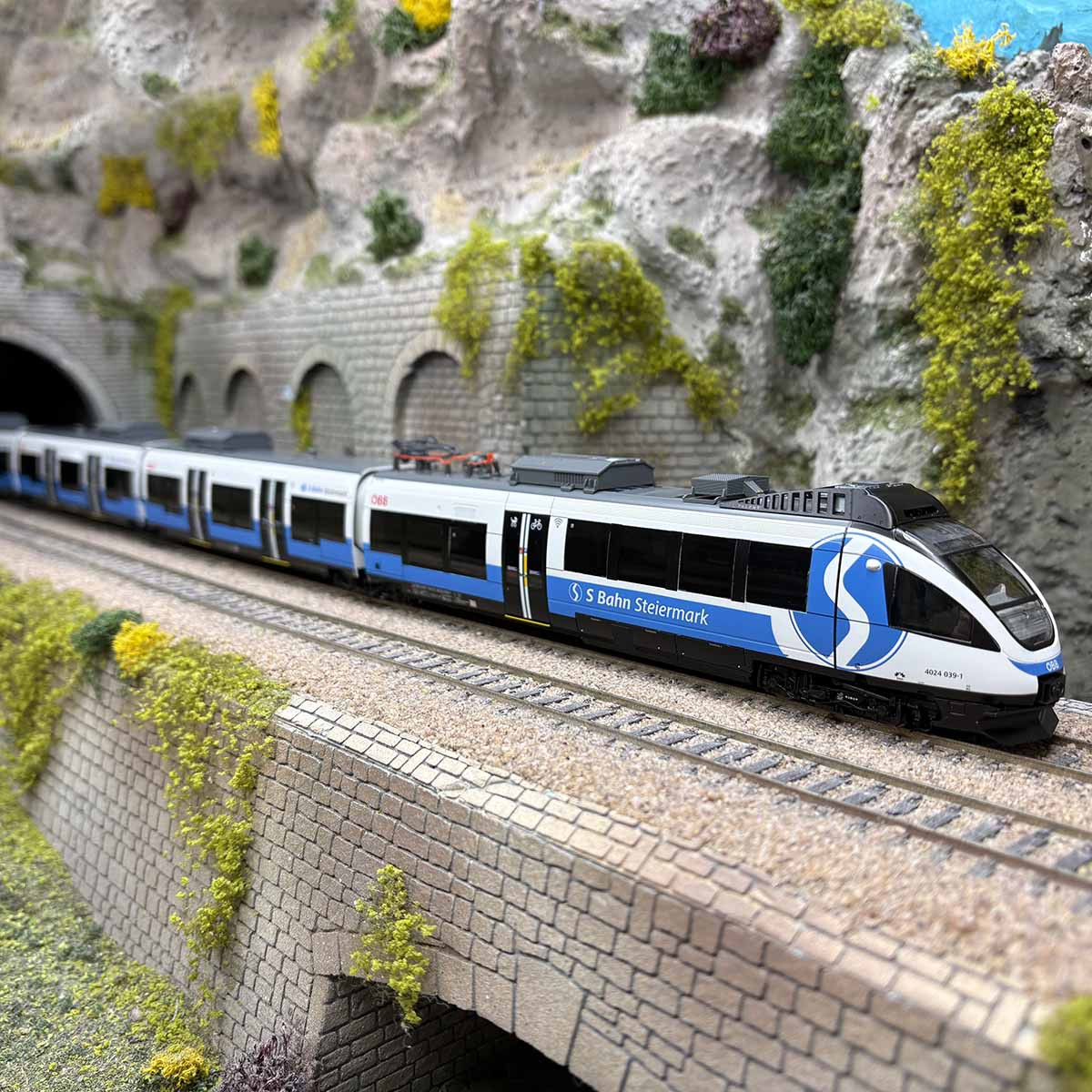 Automotrice électrique Talent 4 éléments, BR 4024, "Steiermark", ÖBB ...