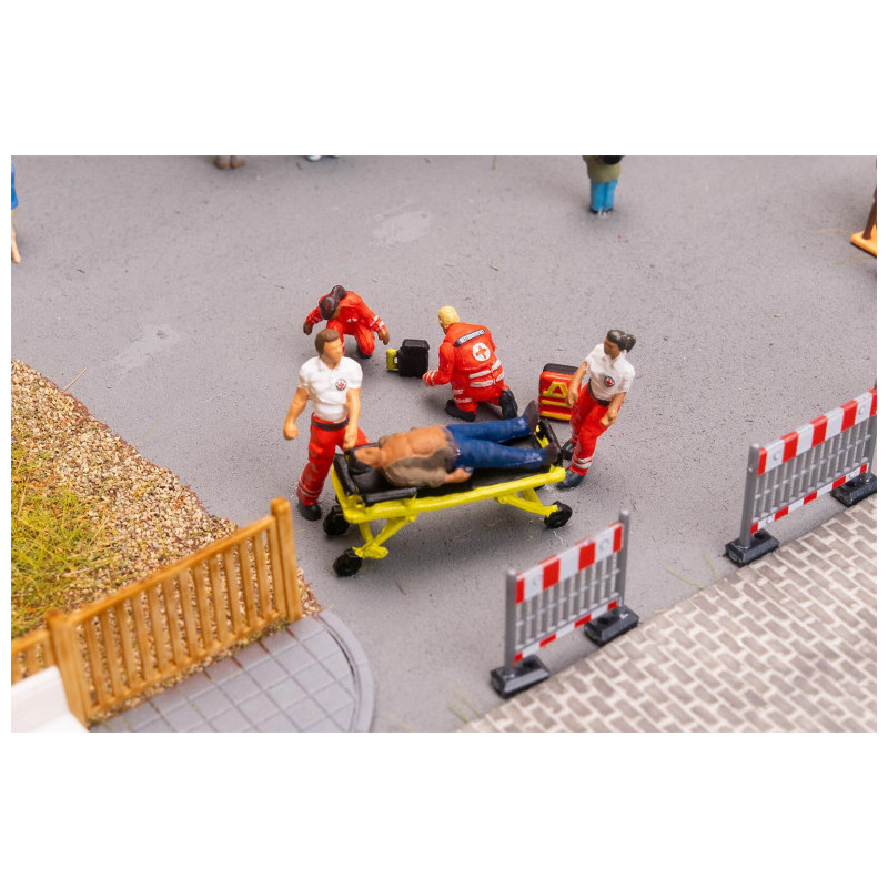 Personnel paramédical - Faller 151722 - HO 1/87
